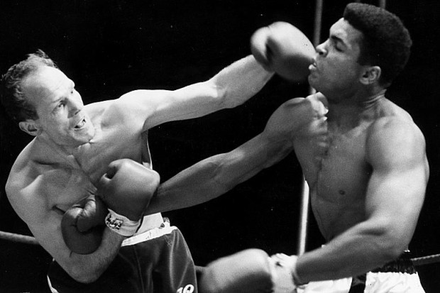 Ali vs Cooper II -- The Champ Stops "Our 'Enry" In Six