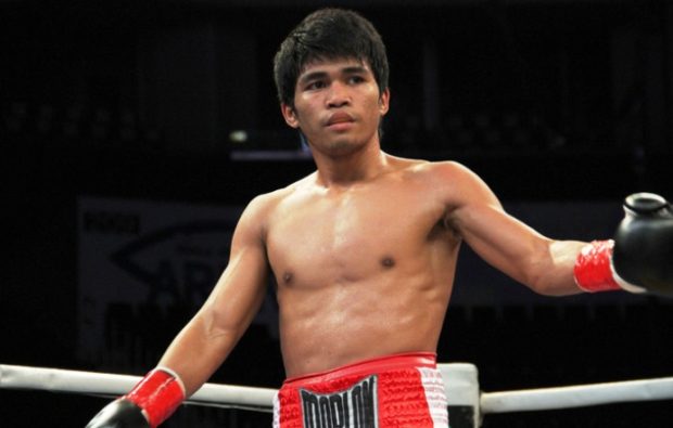 Marlon Tapales Tames Sor Singyu In Thailand