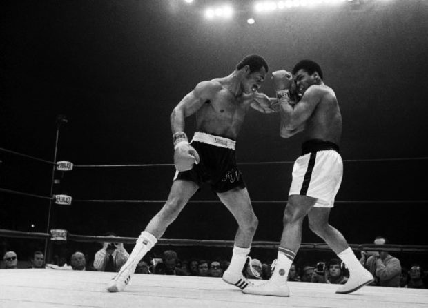 Ali vs Norton I: "The Greatest" Loses The Battle Of Broken JawThe Fight ...