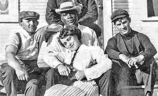 The Galveston Giant - Jack Johnson Did It His Way