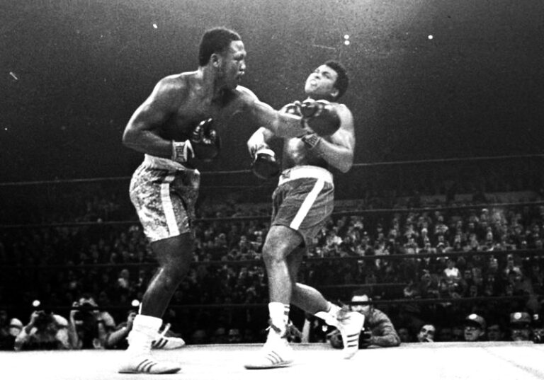 Jan. 28, 1974: Ali vs Frazier II -- Joe Smokeless As Ali Clinches To ...